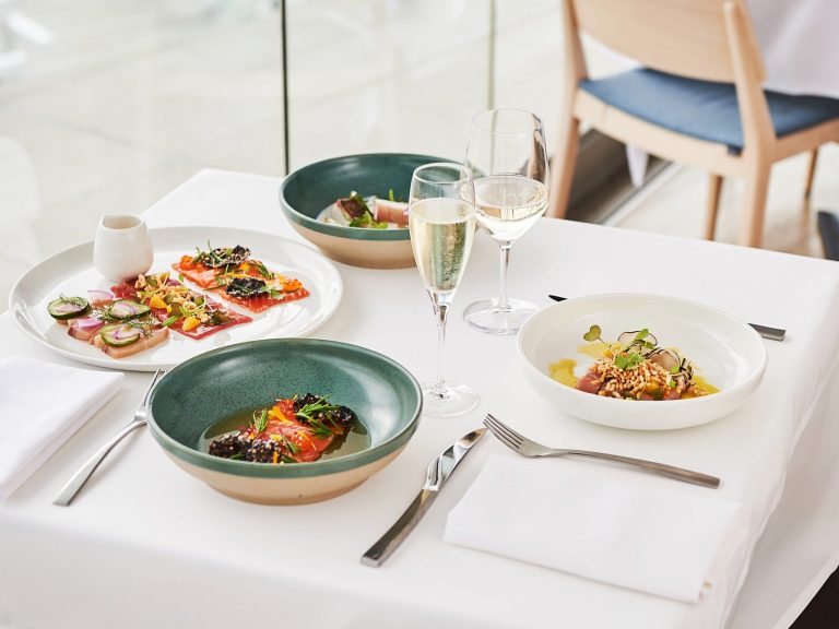 Harbourfront Seafood Restaurant | Destination Wollongong