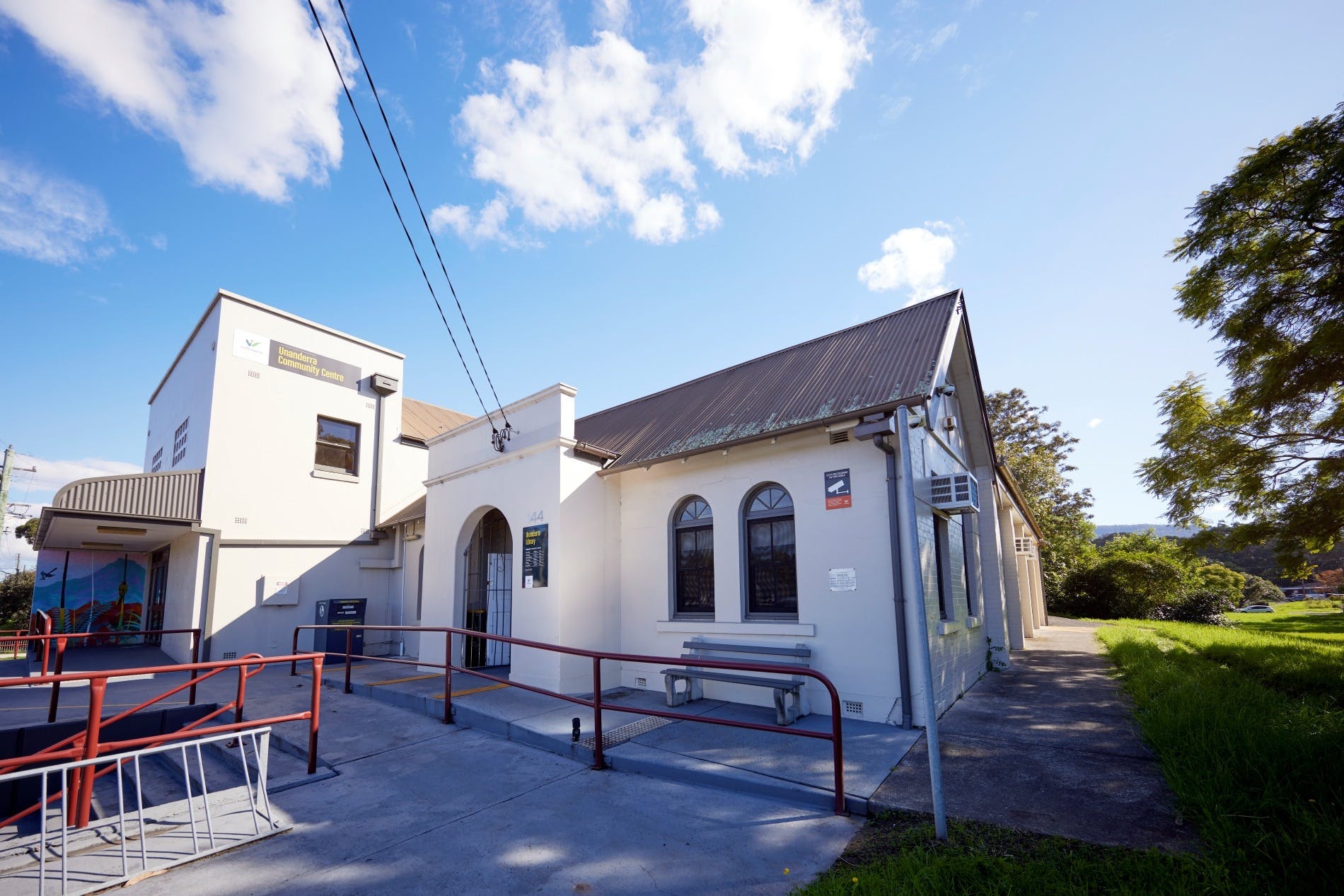Unanderra Library | Destination Wollongong